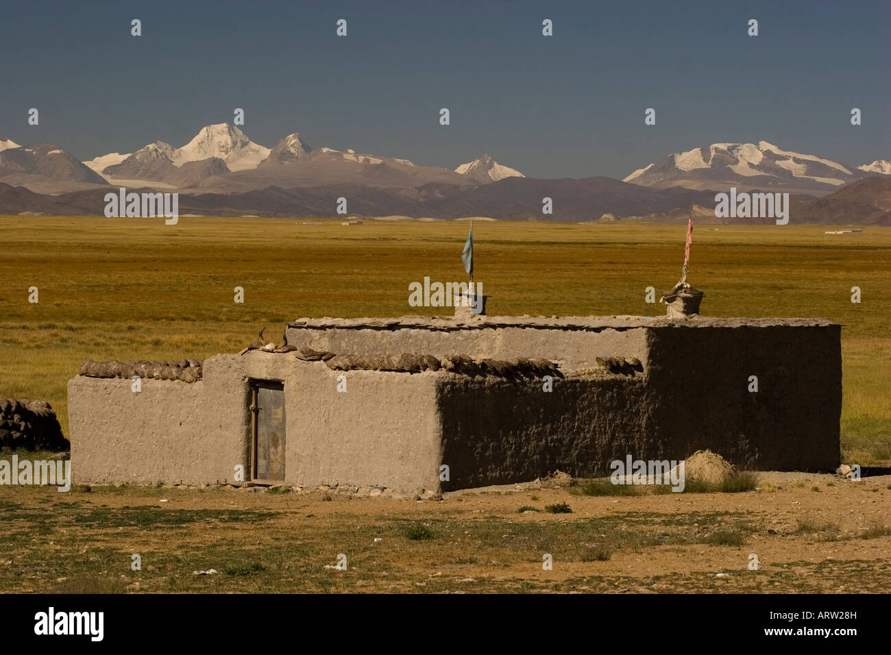 Tibetan house with Himalayas in the background, western Tibet Stock ...