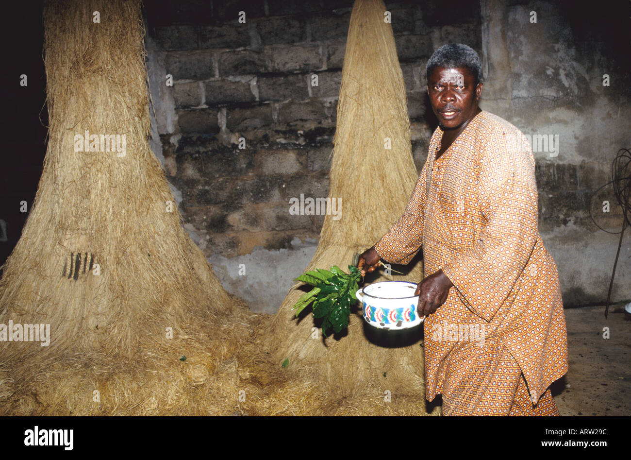 Fon tribe hi-res stock photography and images - Alamy