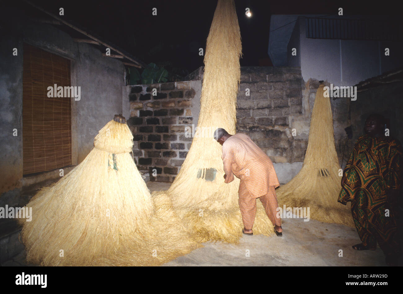 Fon tribe hi-res stock photography and images - Alamy