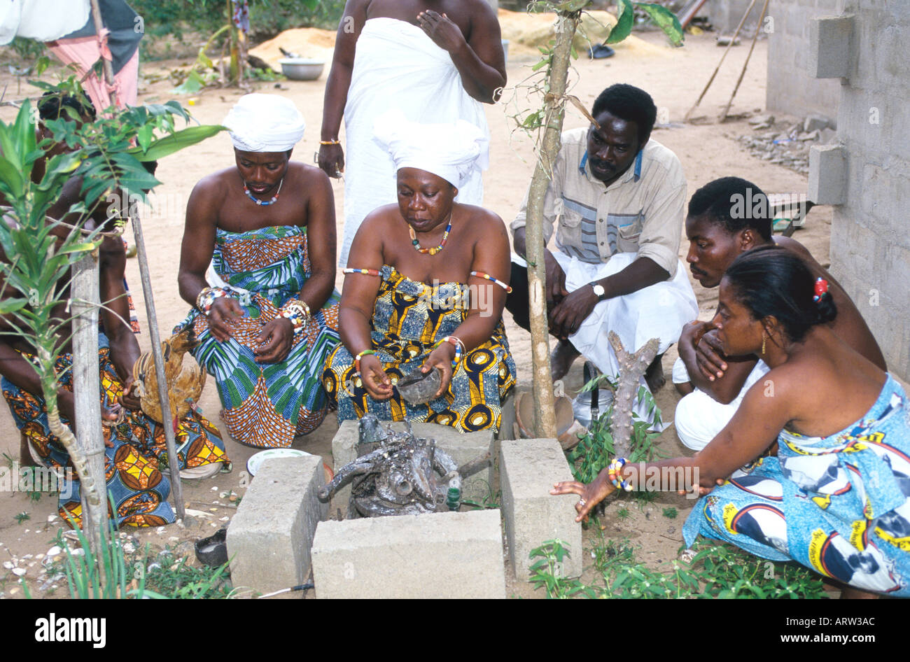 Mami wata voodoo priestess hi-res stock photography and images - Alamy