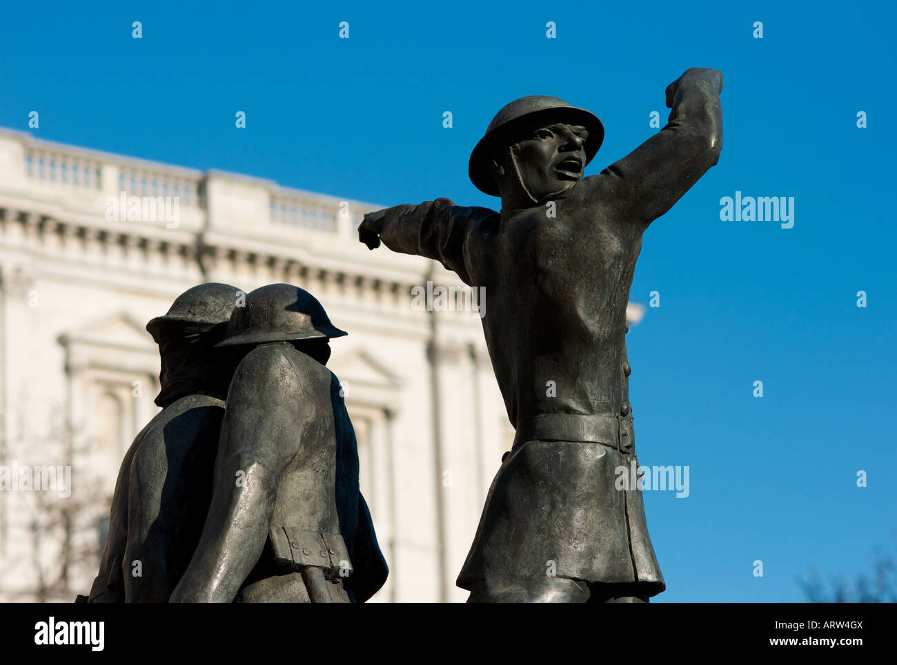 Statue recognising the efforts of London firefighters during The Blitz ...