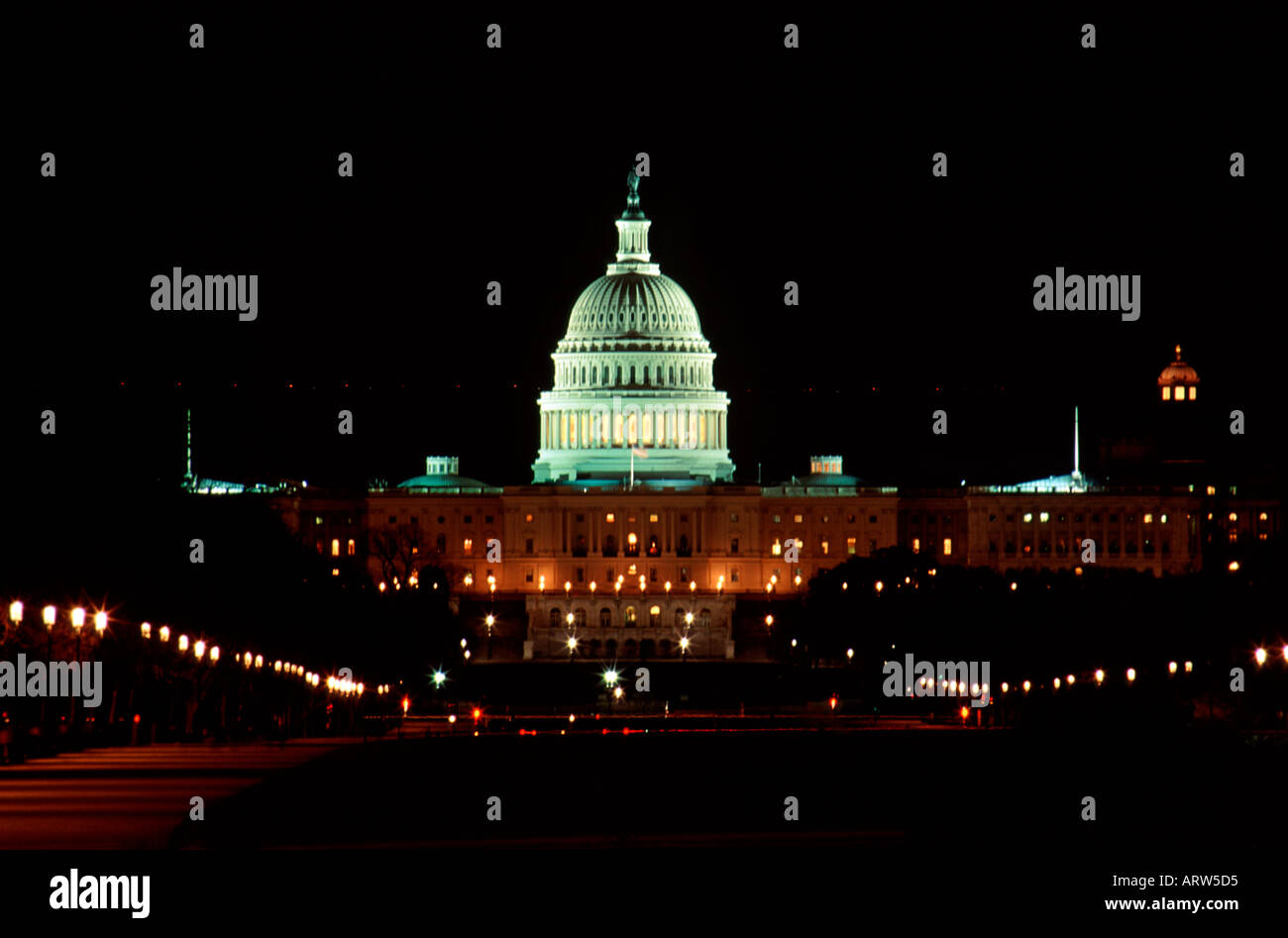 The Capitol Building, Washington DC, at night Stock Photo - Alamy