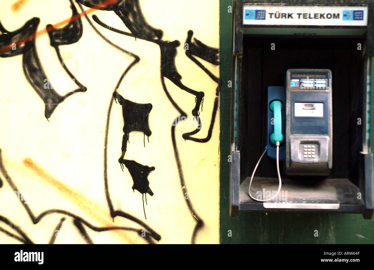 Payphone turkey hi-res stock photography and images - Alamy