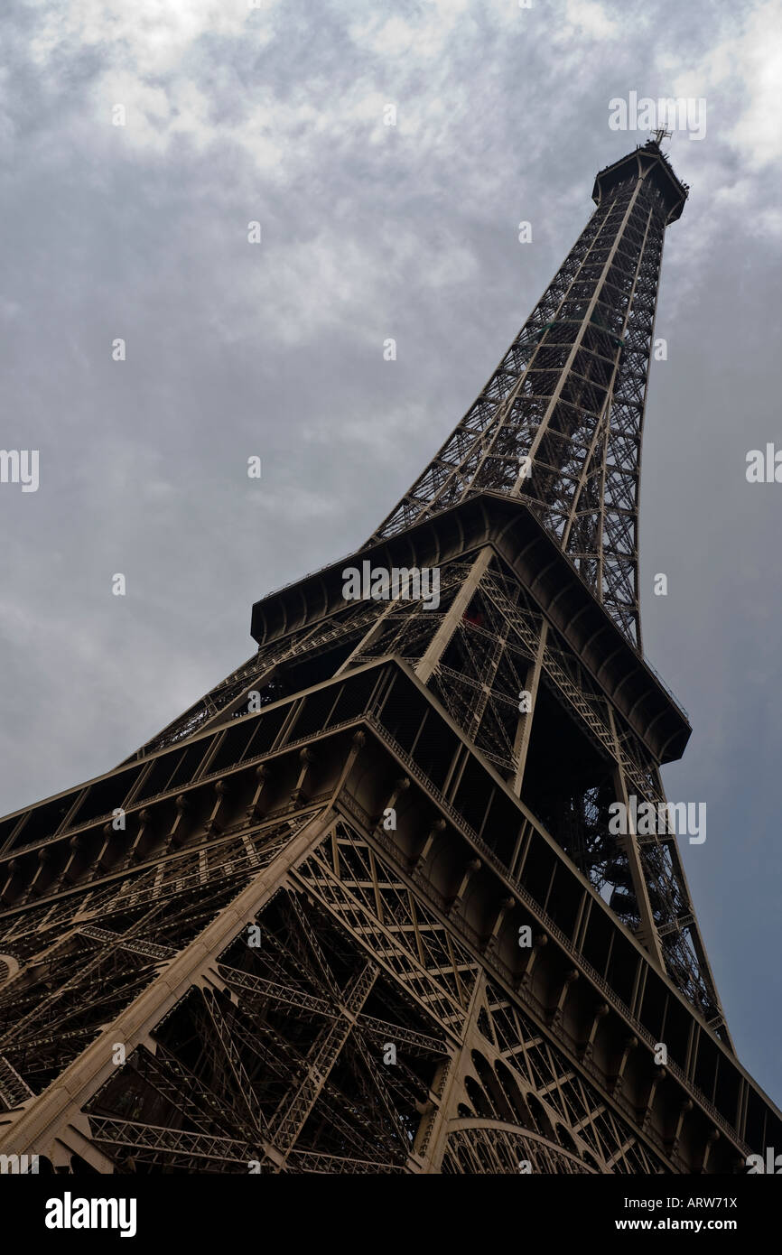 Dynamic perspective showing all three platforms of the Eiffel Tower ...