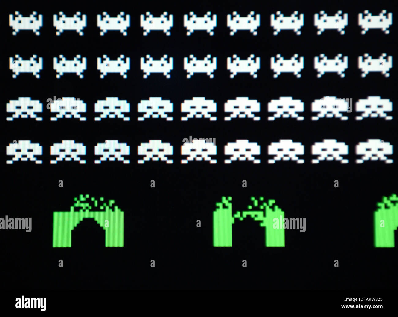 Space invaders hi-res stock photography and images - Alamy