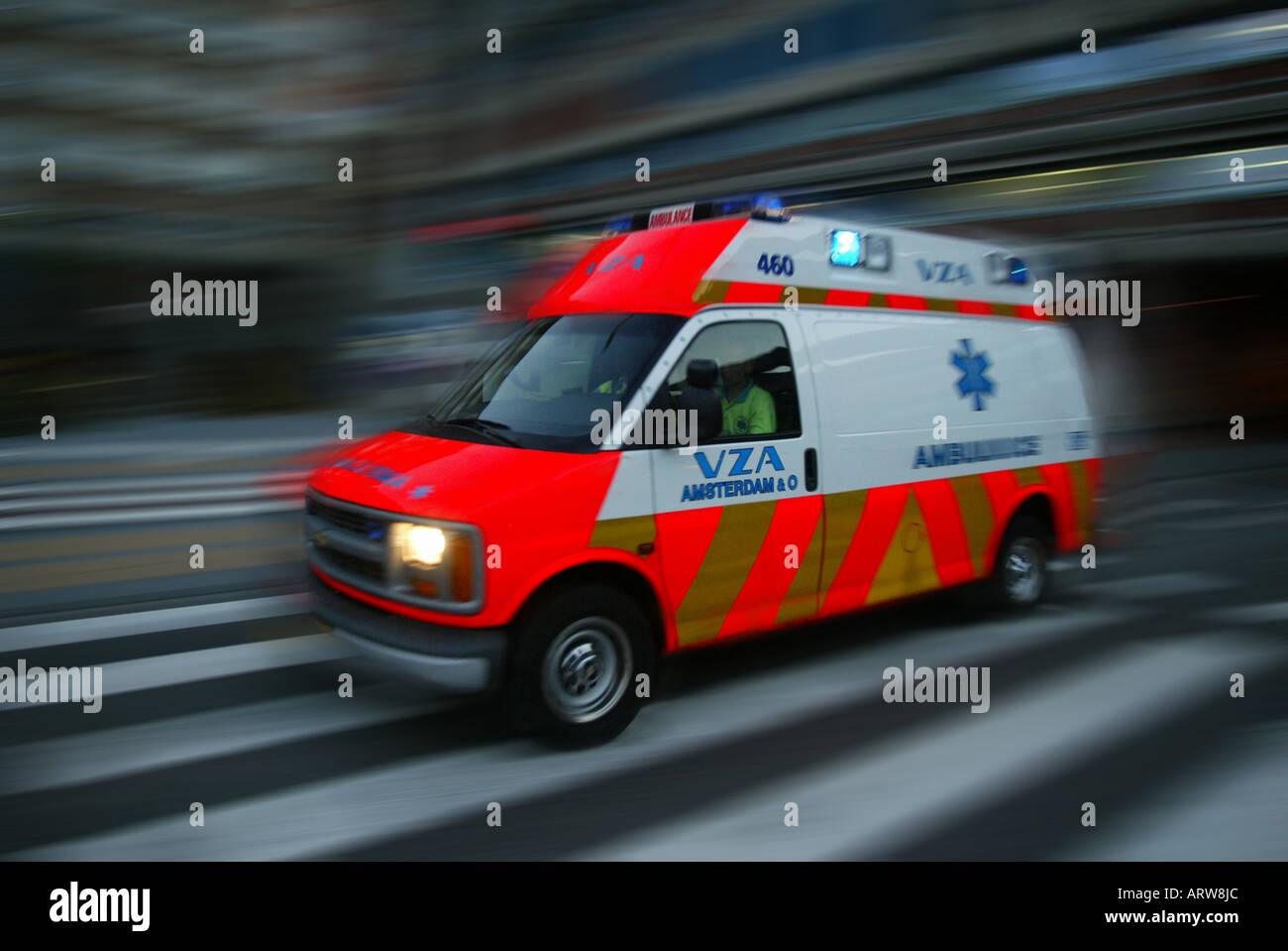 Ambulance driver drivers hi-res stock photography and images - Alamy