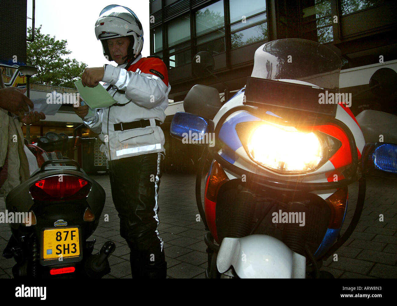 Police on motorcycle motorcycles hi-res stock photography and images ...