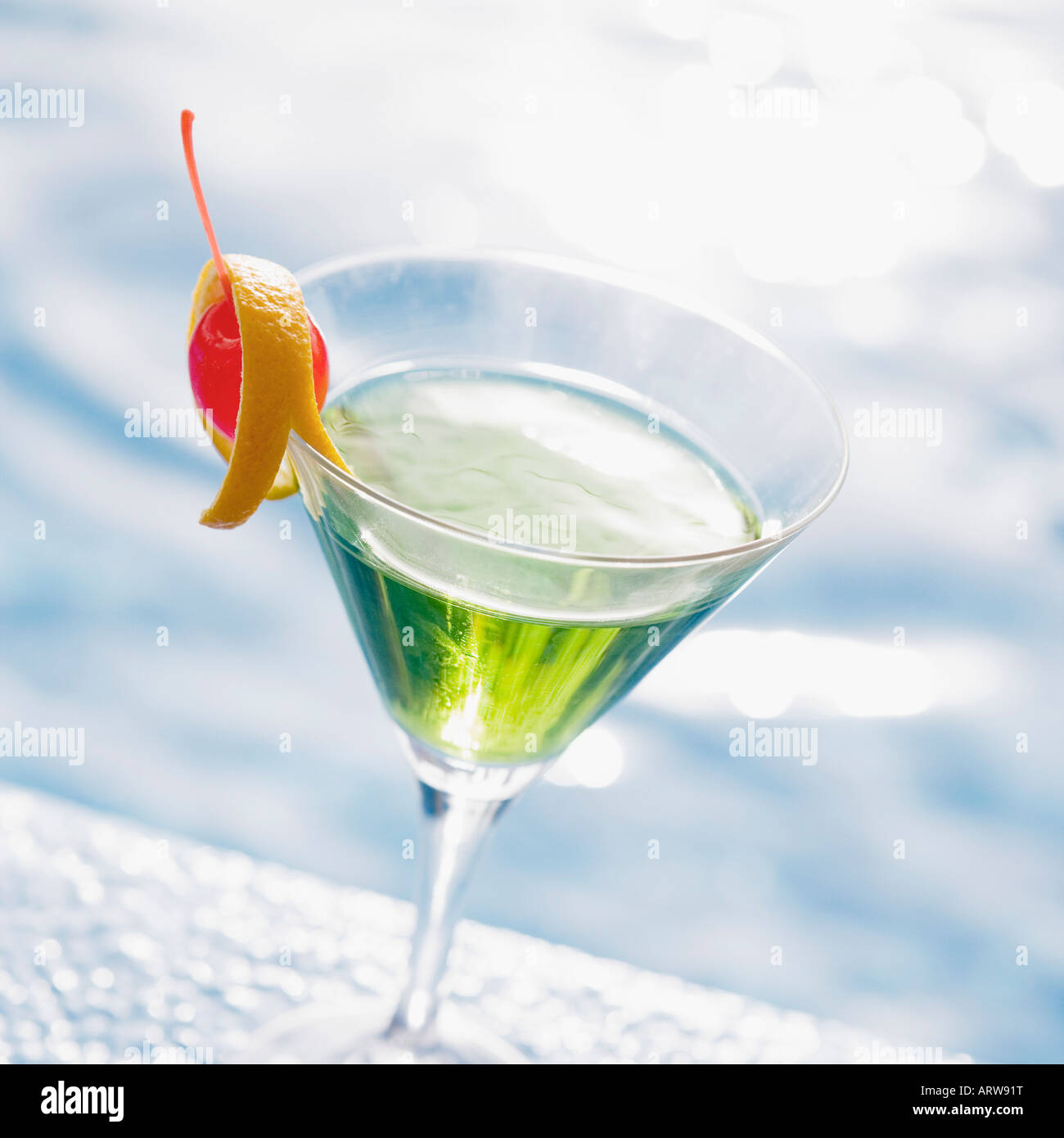 Glass of water on ledge hi-res stock photography and images - Alamy