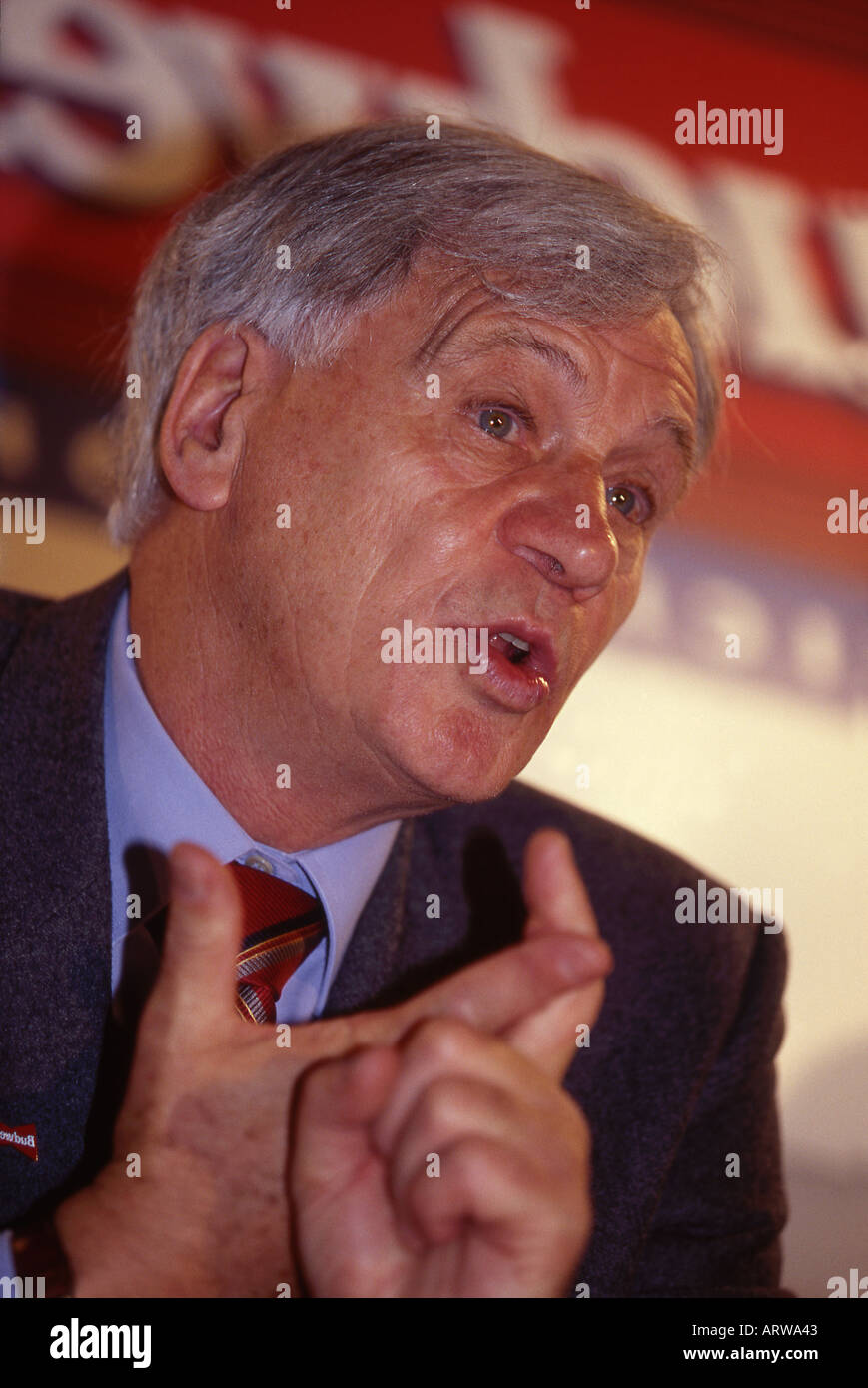 Bobby robson hi-res stock photography and images - Alamy