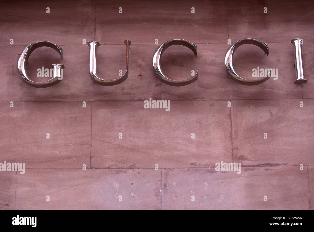 Gucci store sloane street london hi-res stock photography and images ...