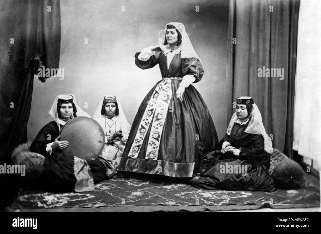 Georgian ladies hi-res stock photography and images - Alamy