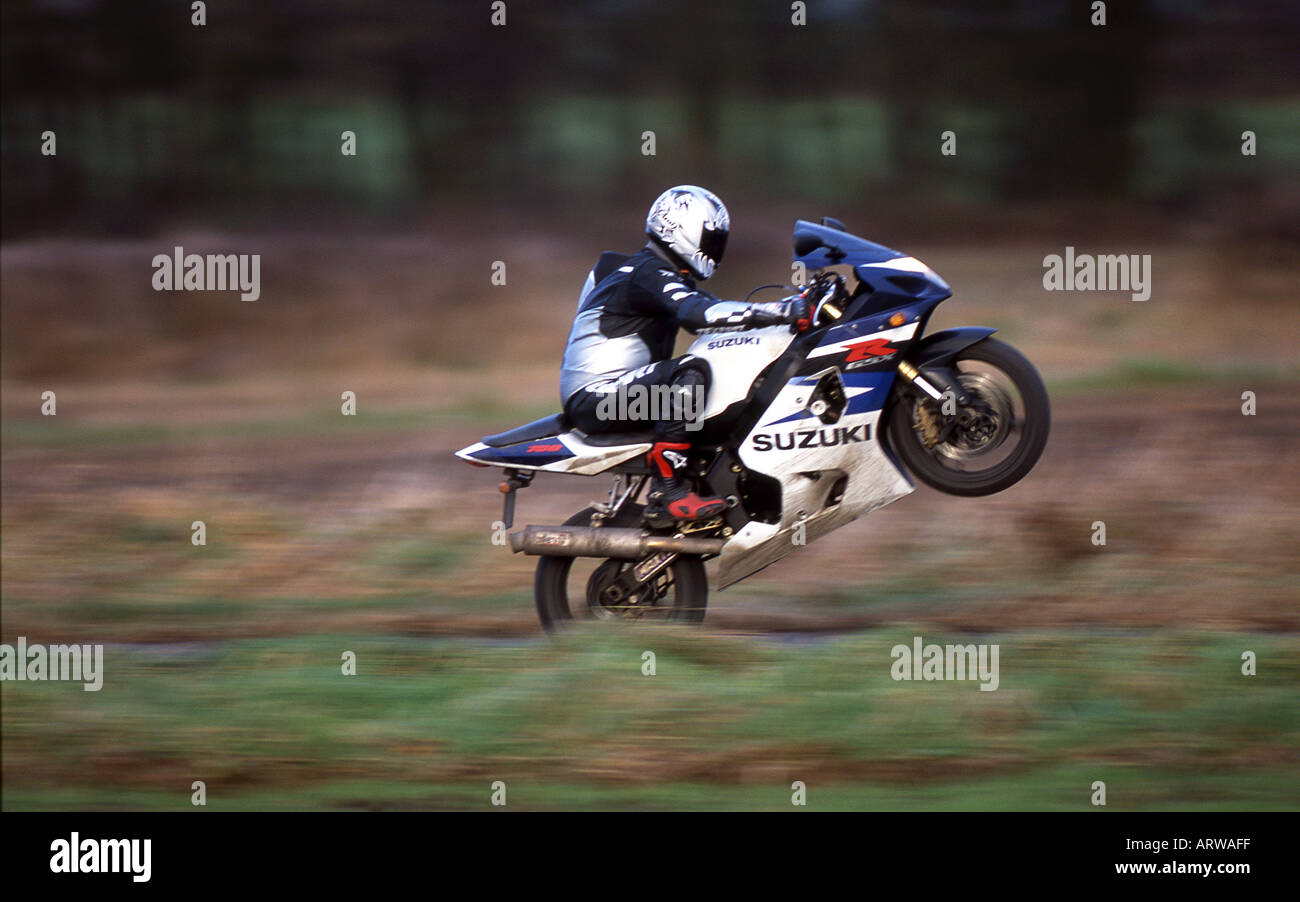 Gsxr Wheelie Wallpaper