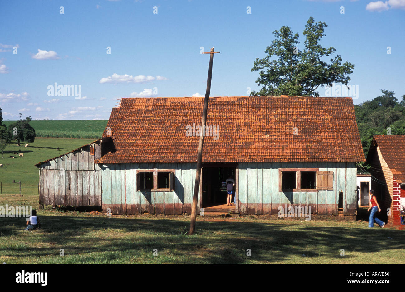 Plank house america hi-res stock photography and images - Alamy