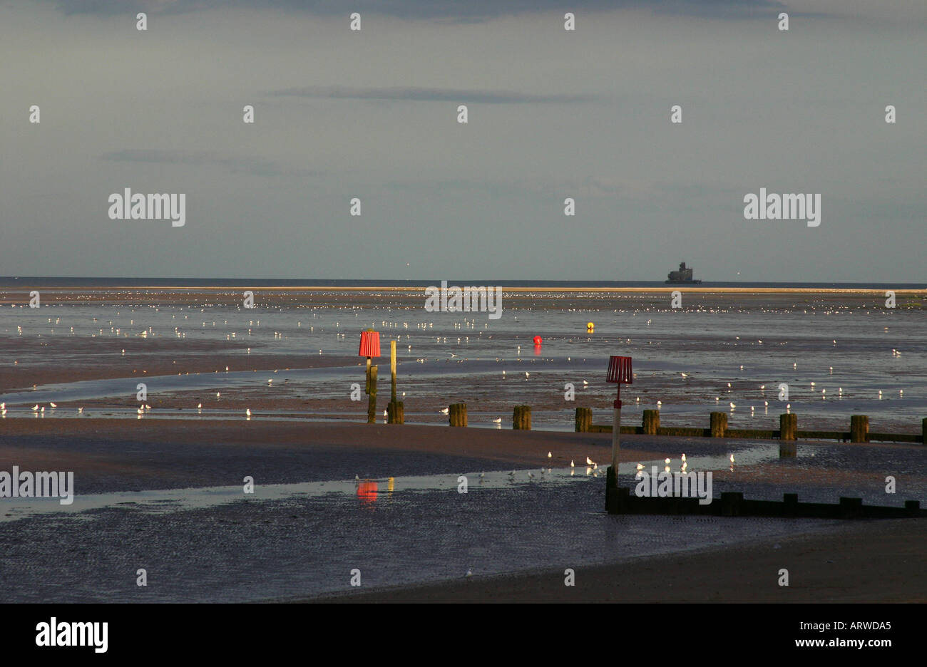 South bank of the humber estuary hi-res stock photography and images ...