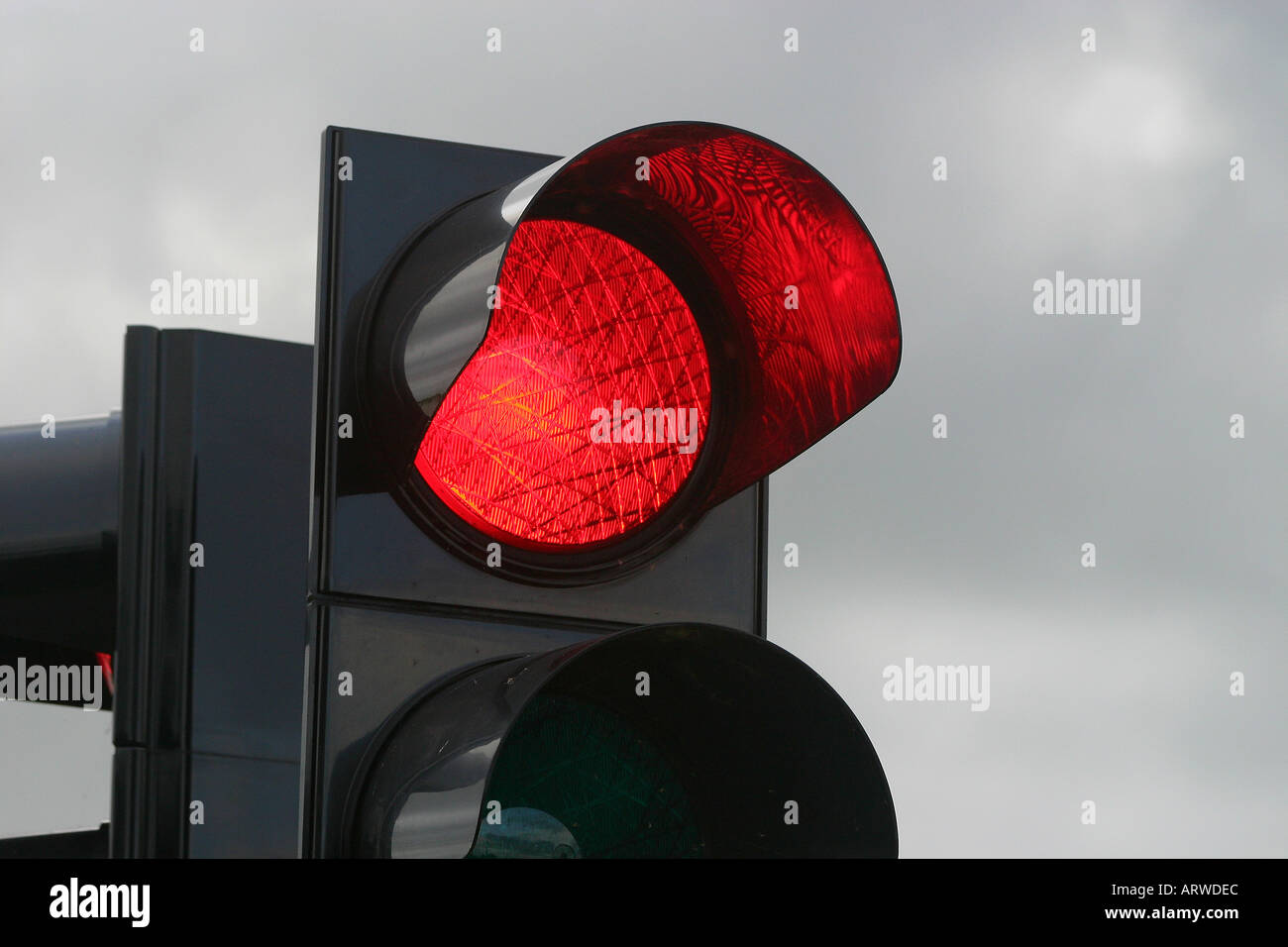 Red light showing on traffic lights Stock Photo - Alamy