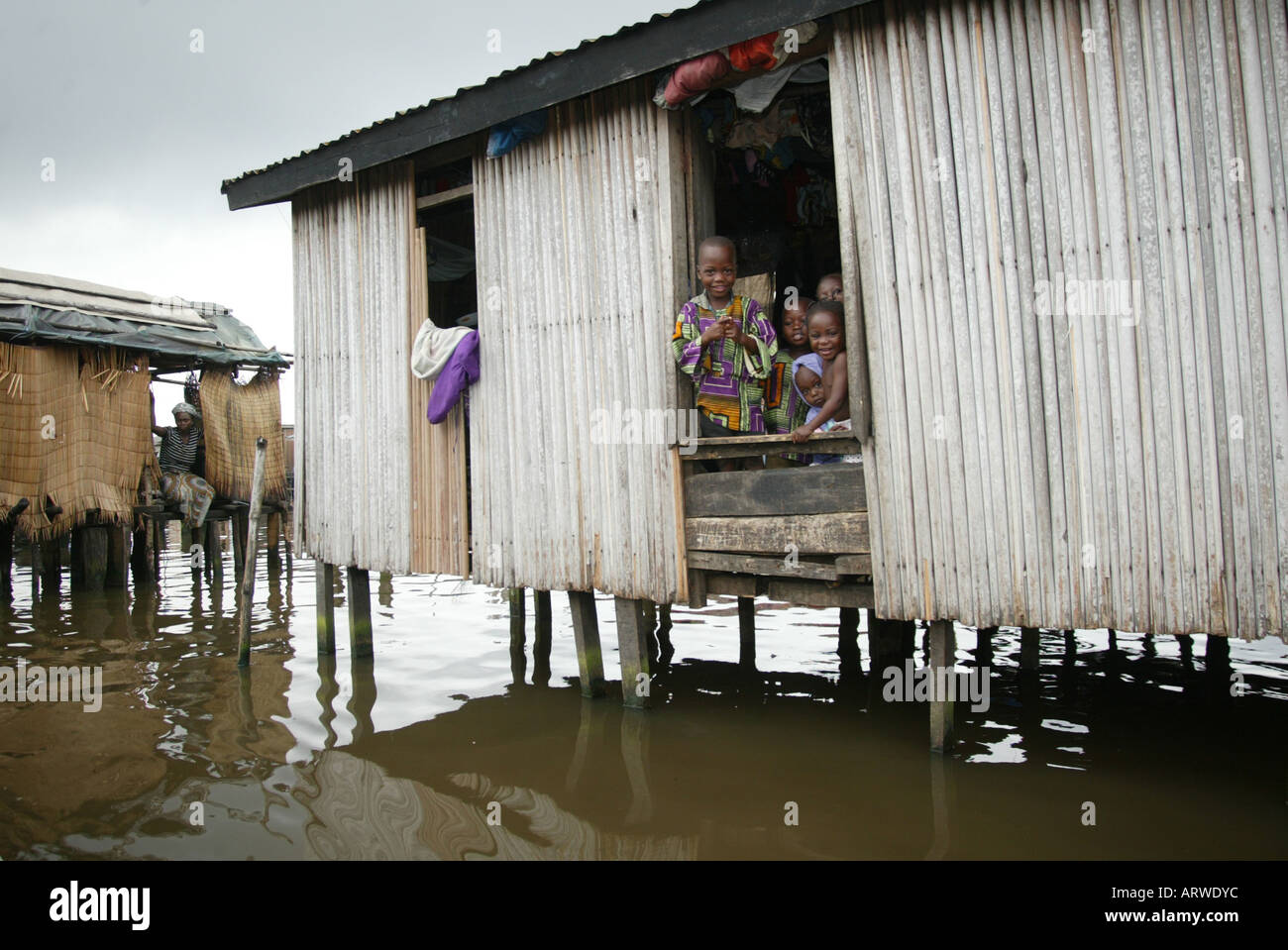 Lagos slum poverty hi-res stock photography and images - Alamy