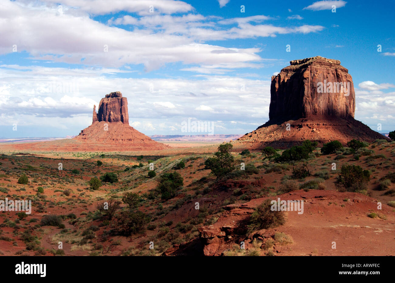 Mitten buttes monument valley hi-res stock photography and images - Alamy