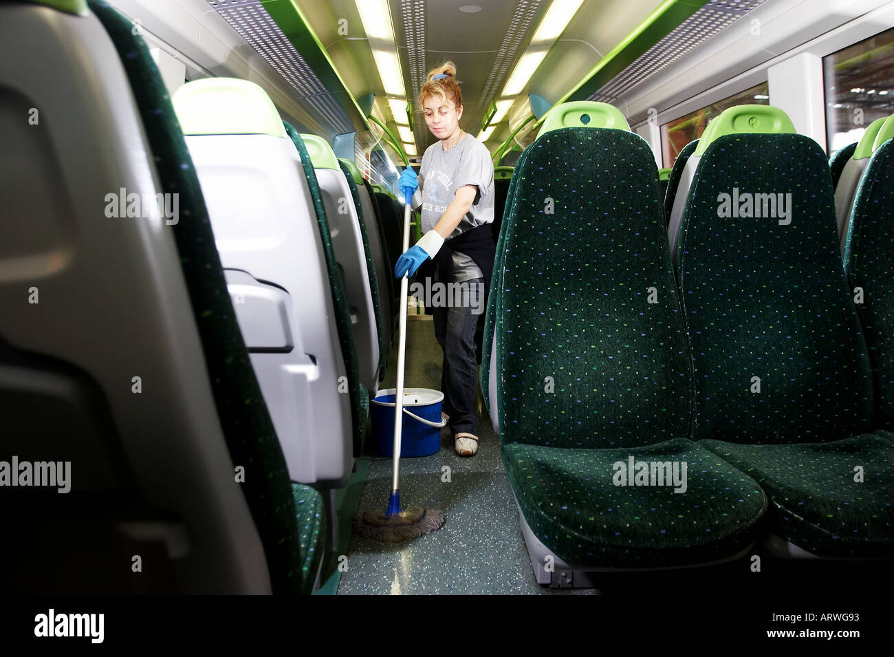 Train depot seats hi-res stock photography and images - Alamy