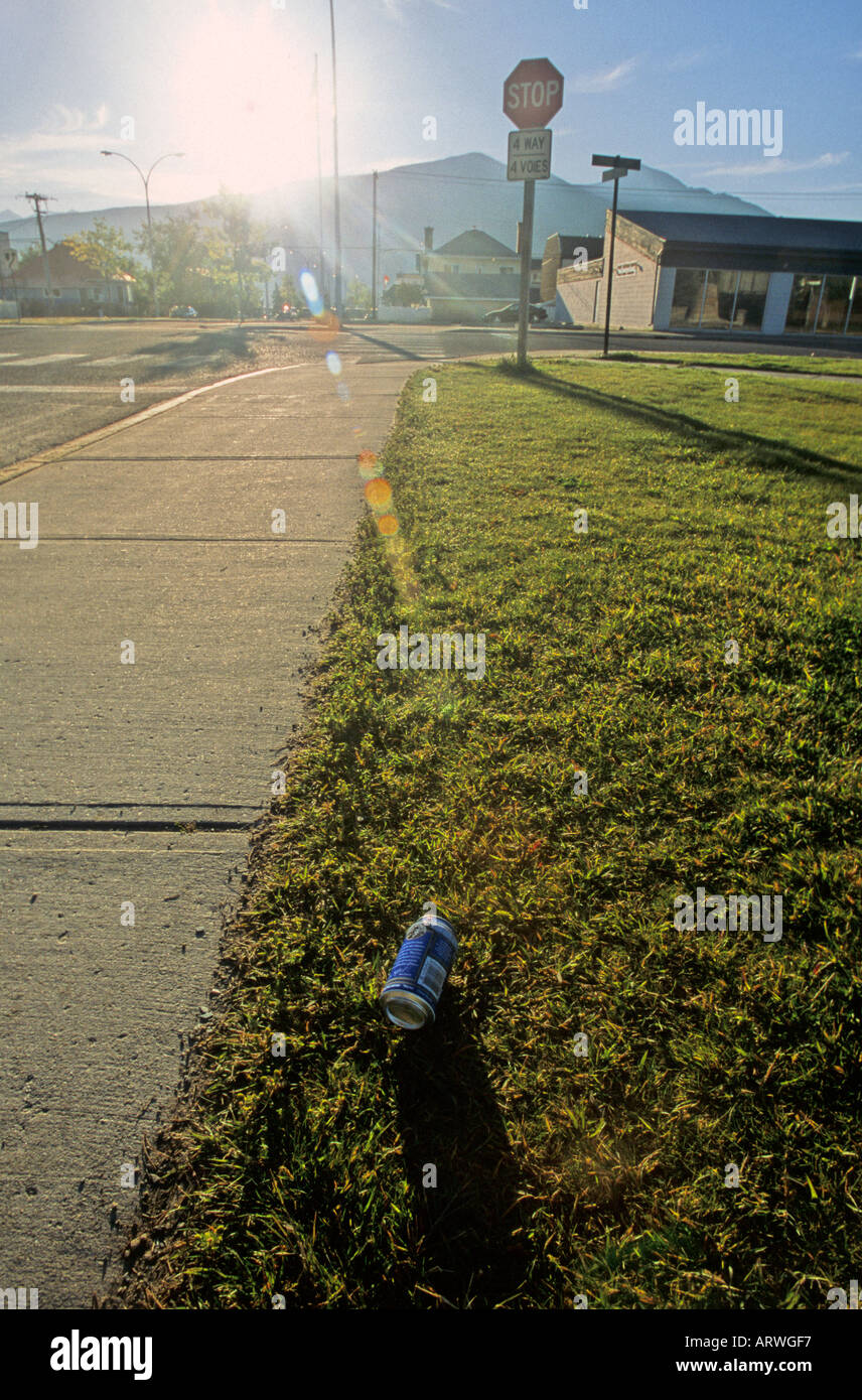 Human litter hi-res stock photography and images - Alamy