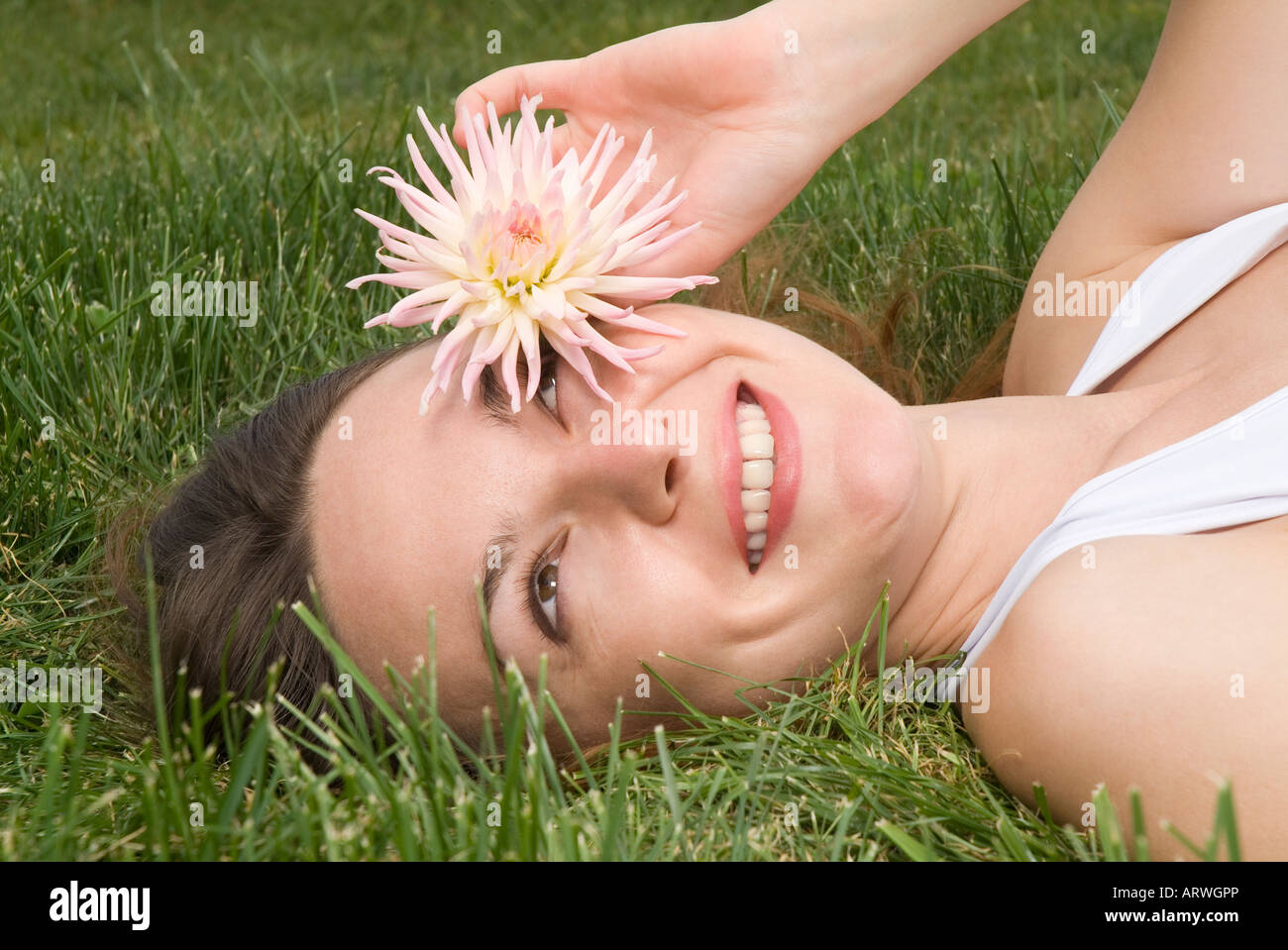 Country girl flower garden hi-res stock photography and images - Alamy
