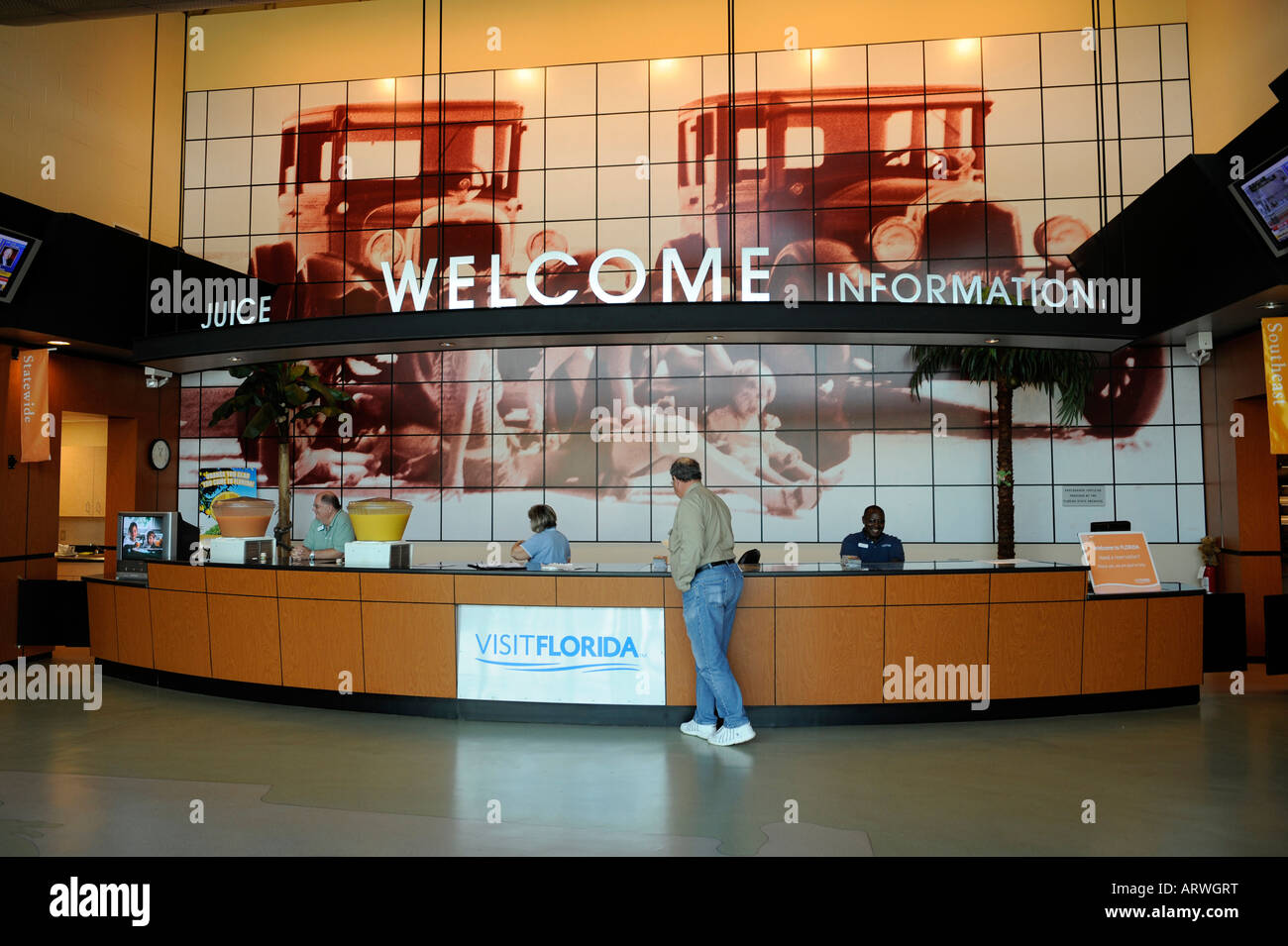 State of Florida official Welcome station at the Welcome center on ...
