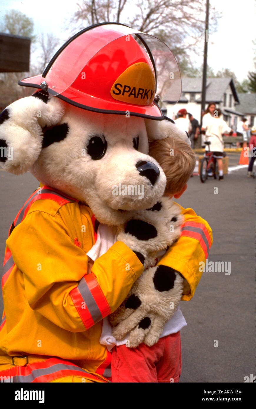 Fire department mascot hi-res stock photography and images - Alamy