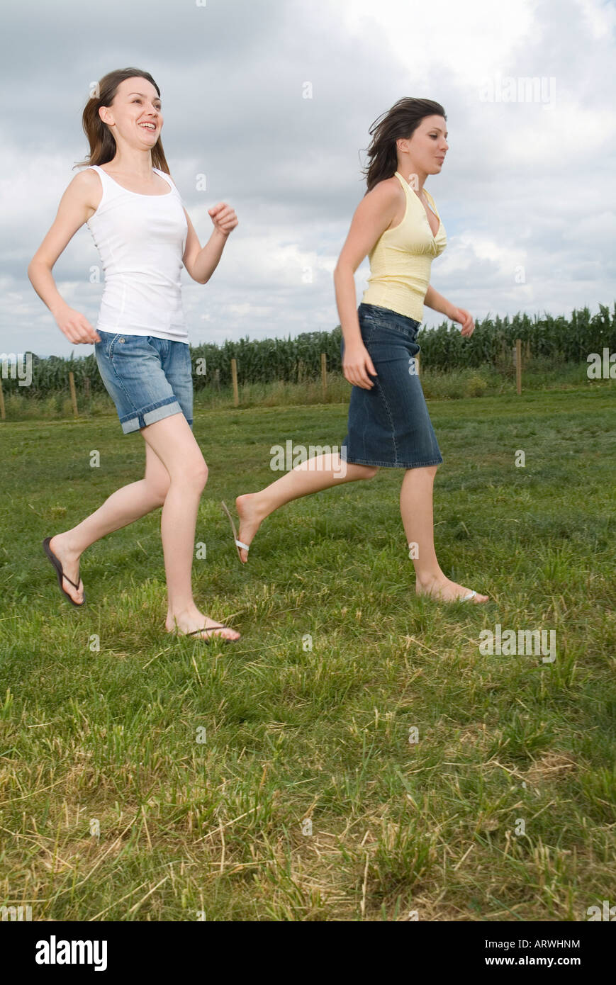 Girl run corn hi-res stock photography and images - Alamy