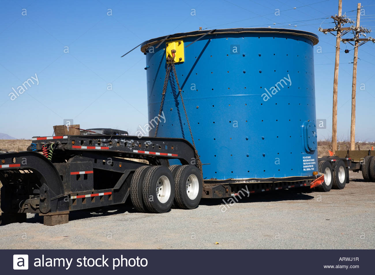 Lowboy Trailer Stock Photos & Lowboy Trailer Stock Images - Alamy