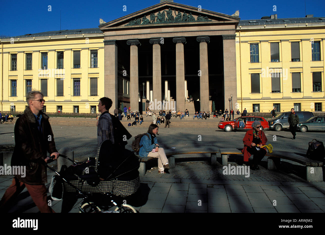 Building of the norwegian university oslo hi-res stock photography and ...