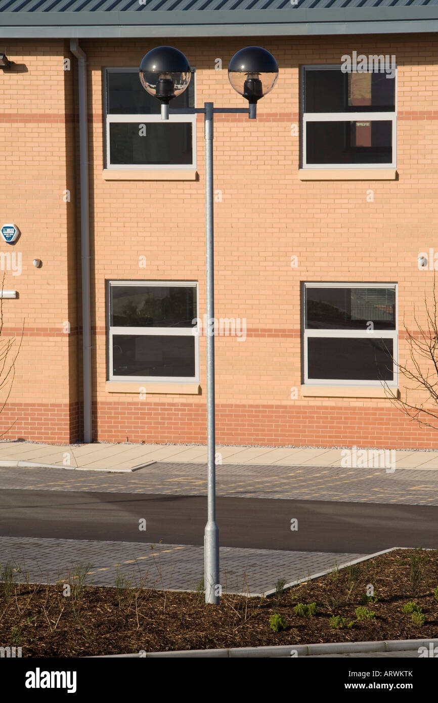 Exterior office block glass reception hi-res stock photography and ...