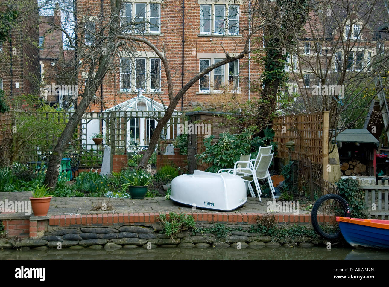 Upside down boat house hi-res stock photography and images - Alamy