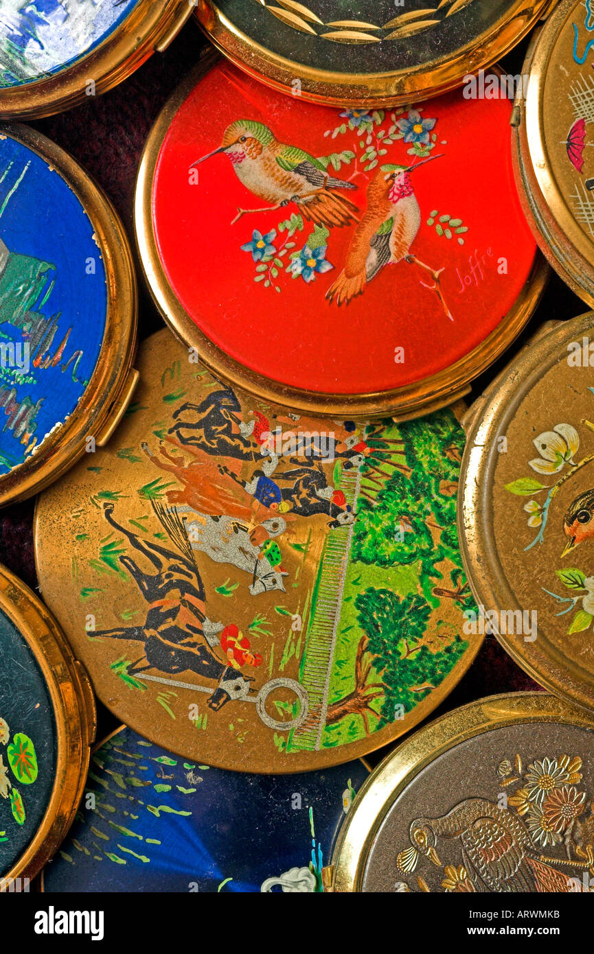 Group Of Vintage Compacts By Stratton Stock Photo - Alamy