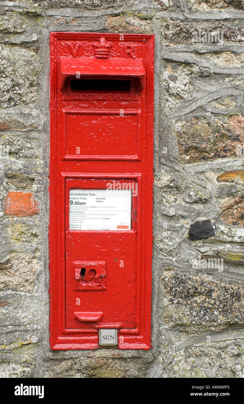 Victorian Post Box At Tavistock In Devon In England Stock Photo - Alamy