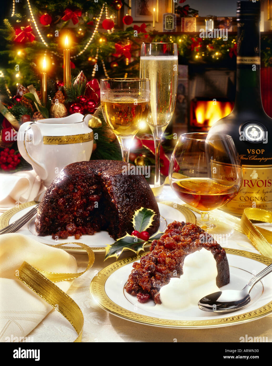 Traditional english pudding hi-res stock photography and images - Alamy