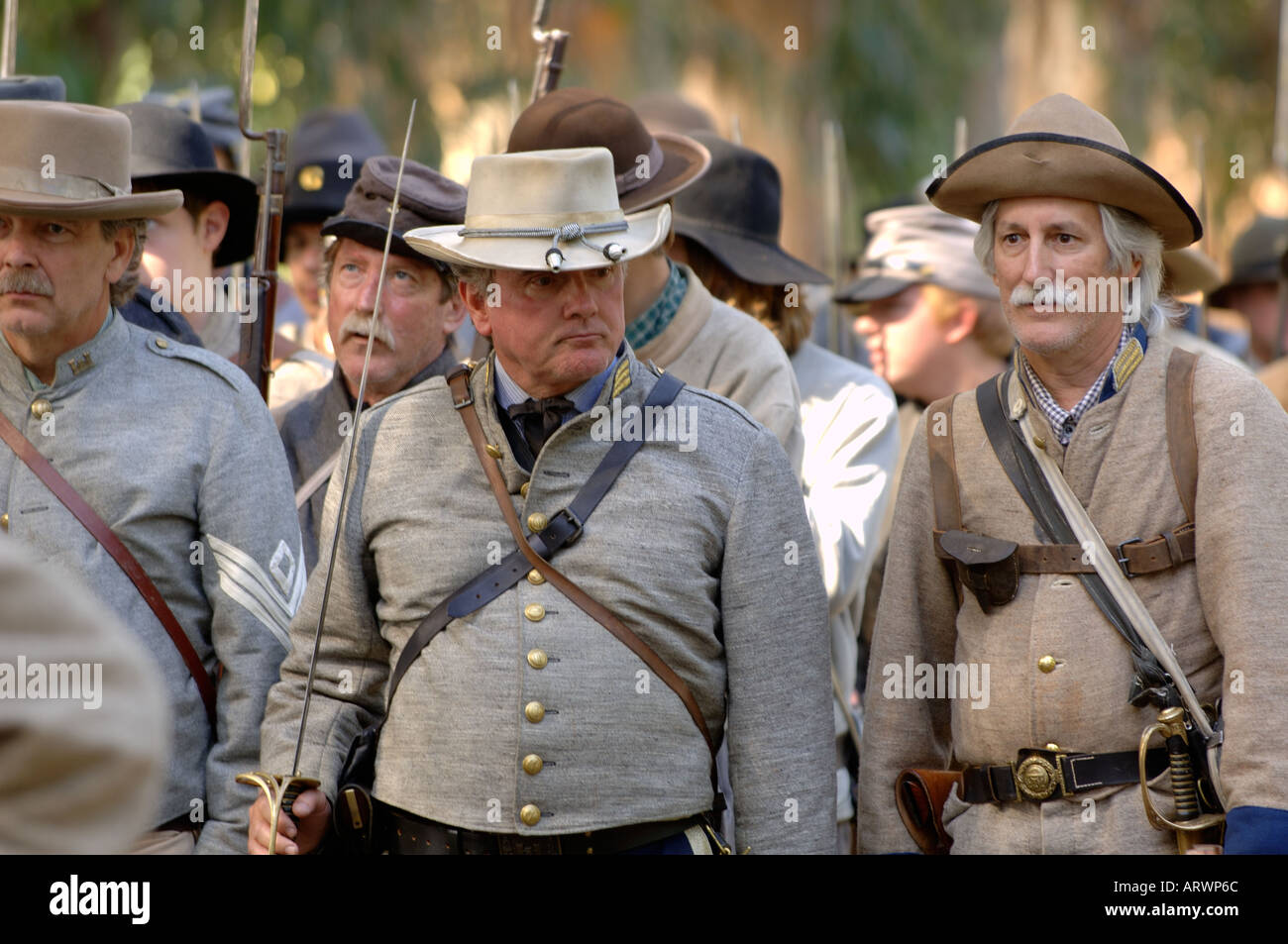 Confederate soldier marching hi-res stock photography and images - Alamy