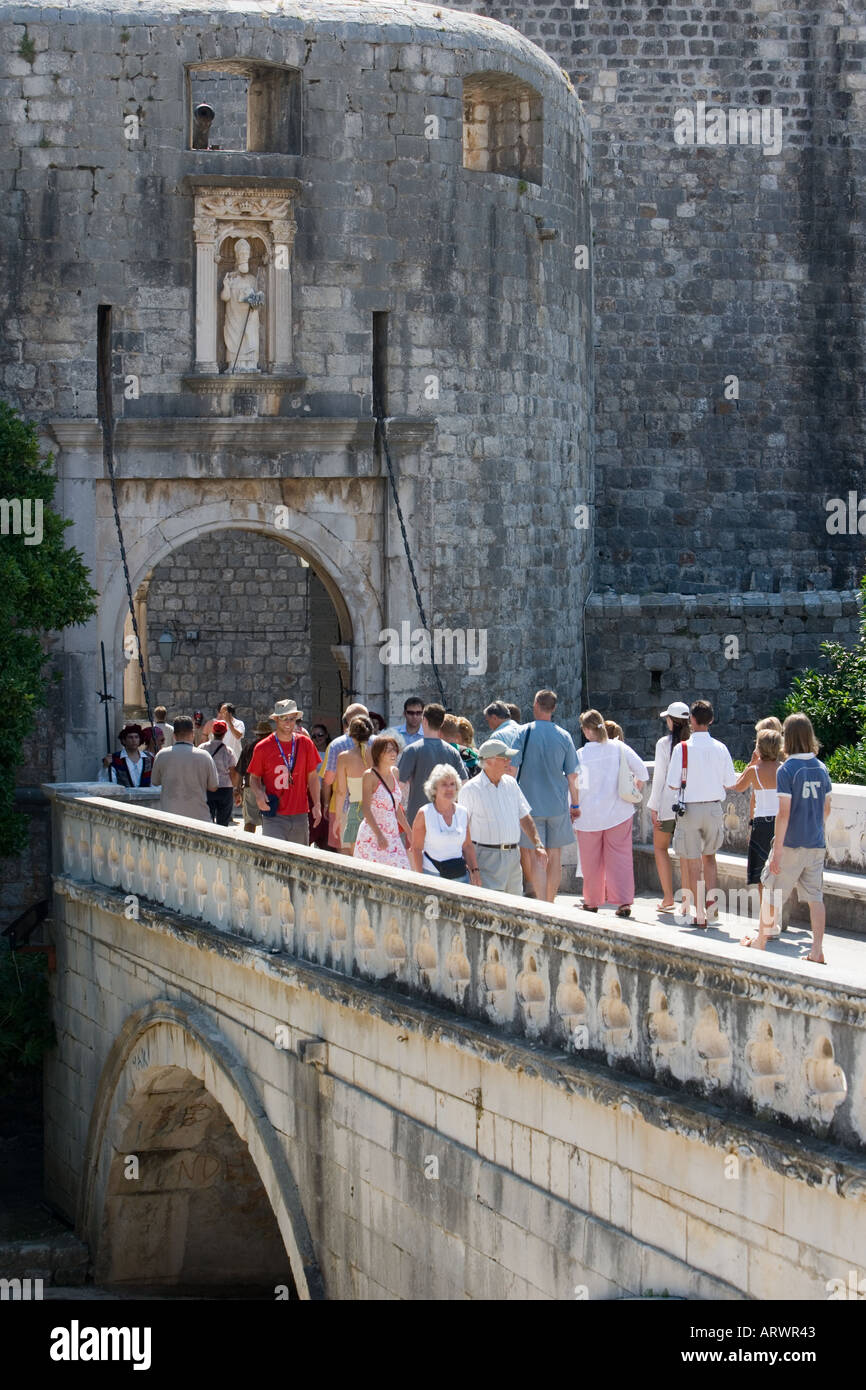 Dubrovniks Pile Gate with a statue of Saint Blaise and the 1537AD ...