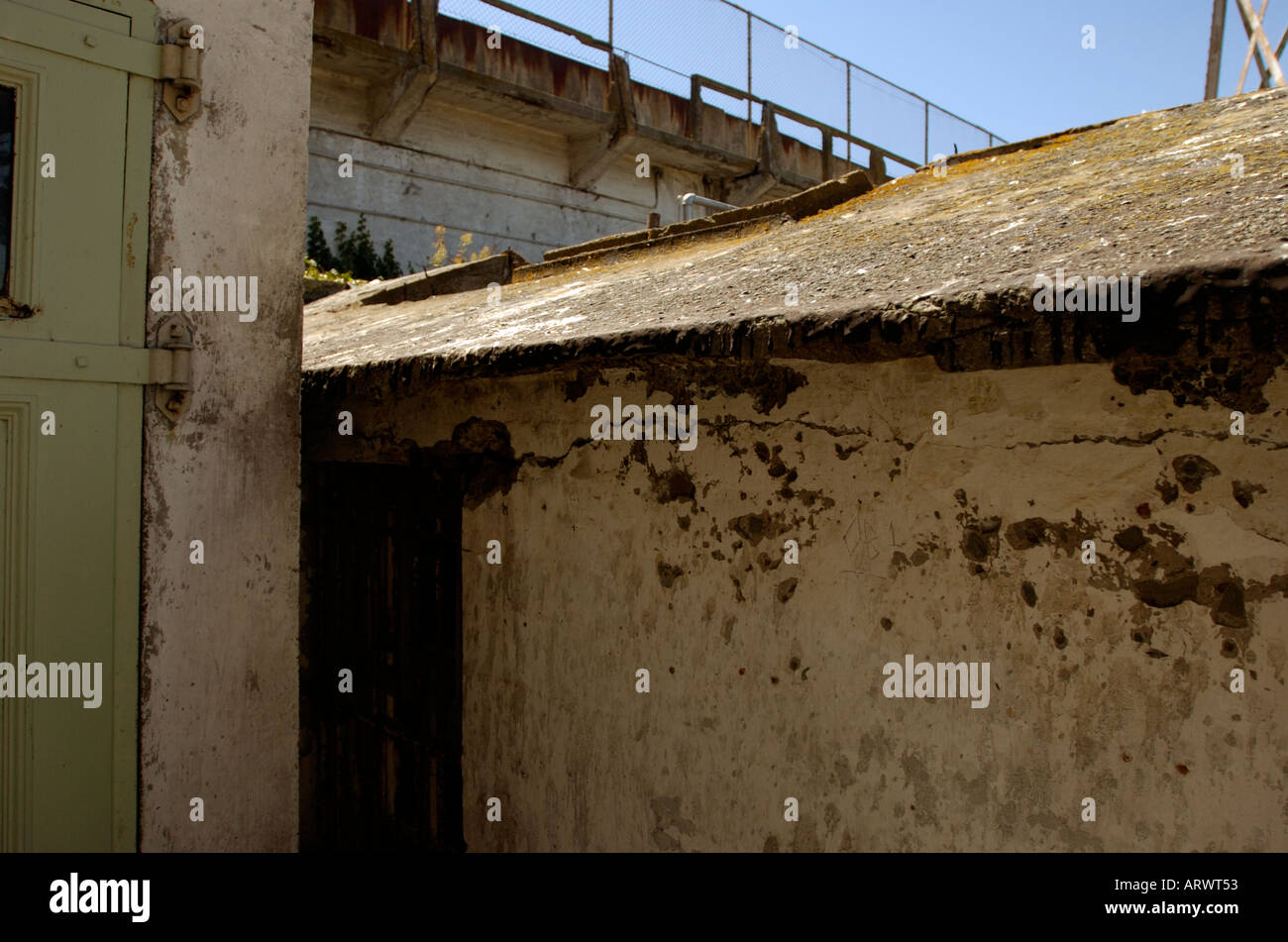 Morgue exterior hi-res stock photography and images - Alamy