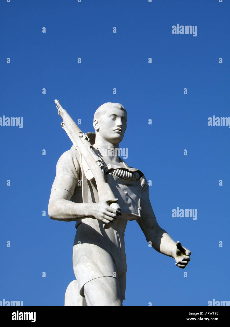 Fascist era statue hi-res stock photography and images - Alamy