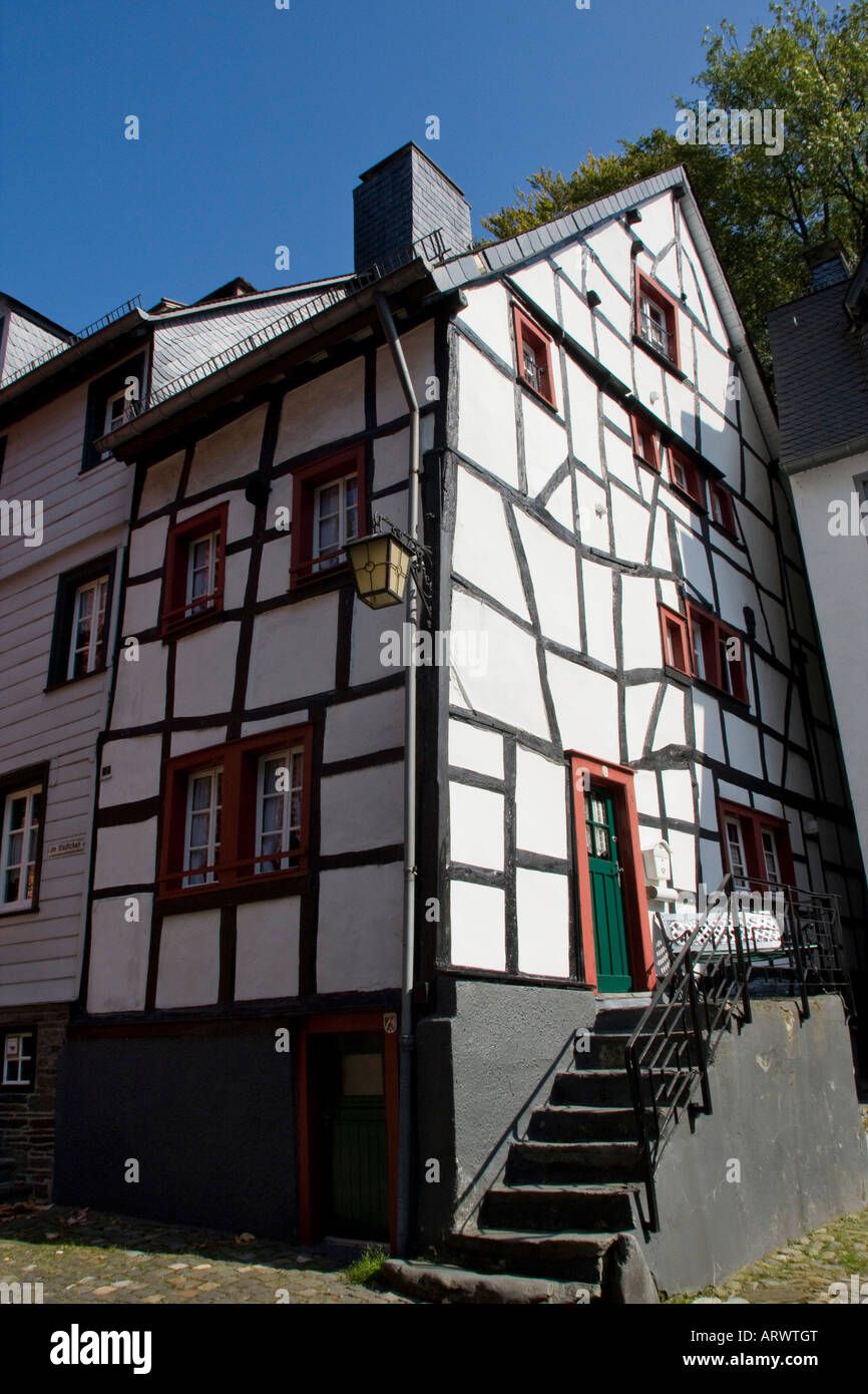Eifel deutschland fachwerkhaus hi-res stock photography and images - Alamy