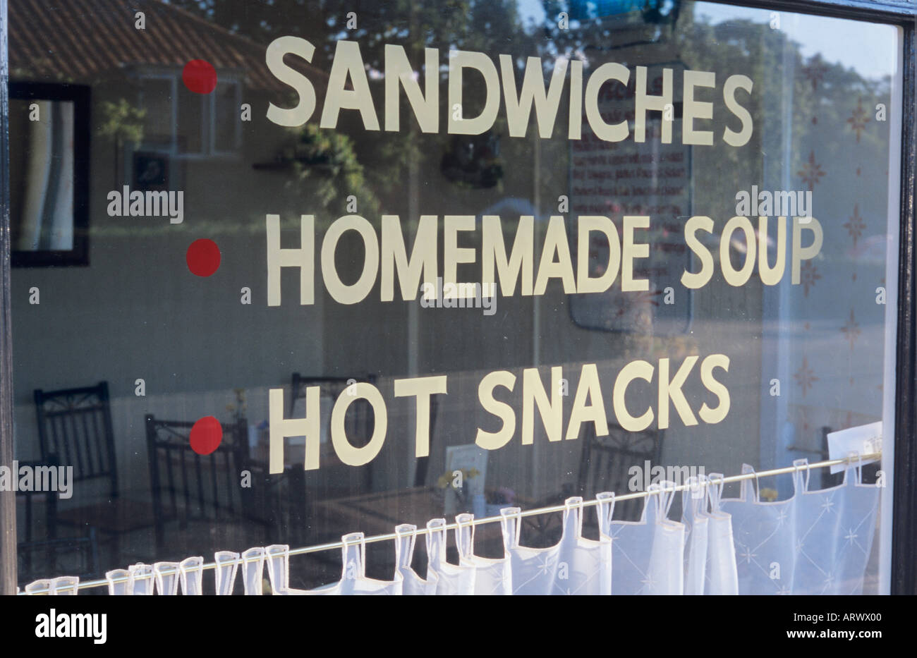 Hot lips chair hi-res stock photography and images - Alamy