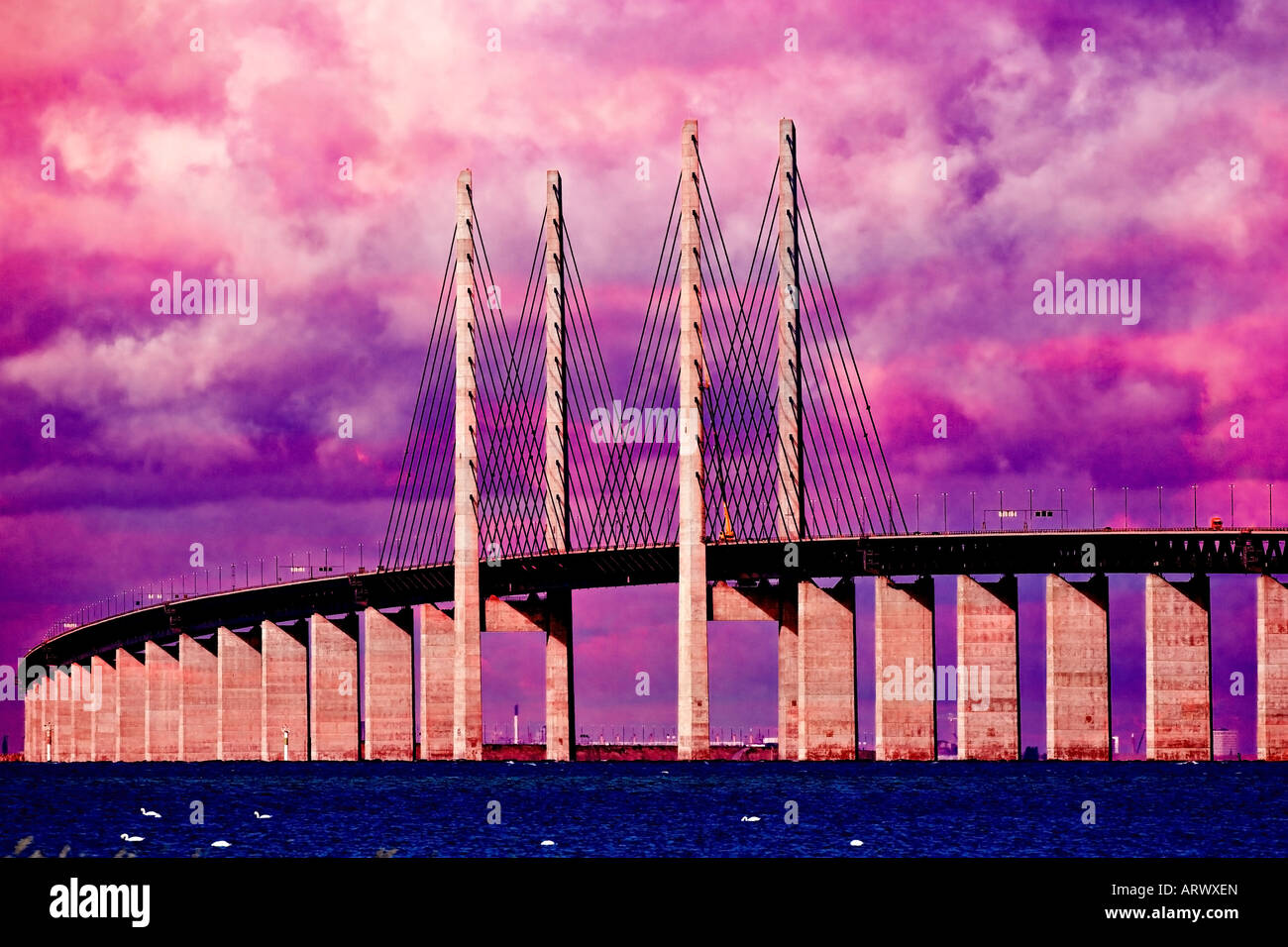 Bridge between Sweden and Denmark Stock Photo - Alamy