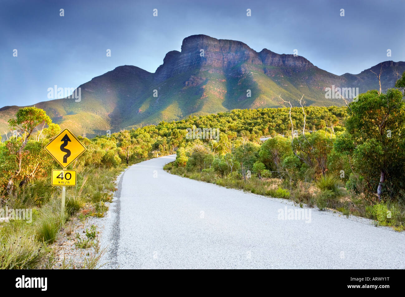 40 km hour road hi-res stock photography and images - Alamy