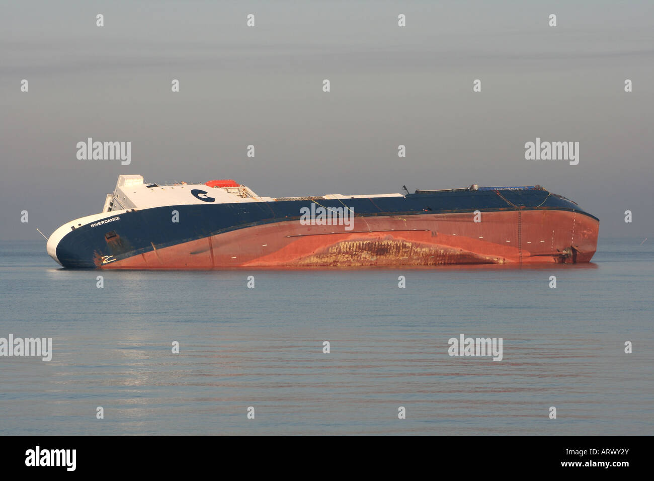 Stranded ferry hi-res stock photography and images - Alamy