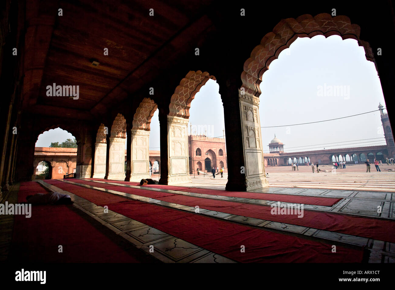 Inside of Jama Masjid Mosque, Old Delhi, India Stock Photo - Alamy