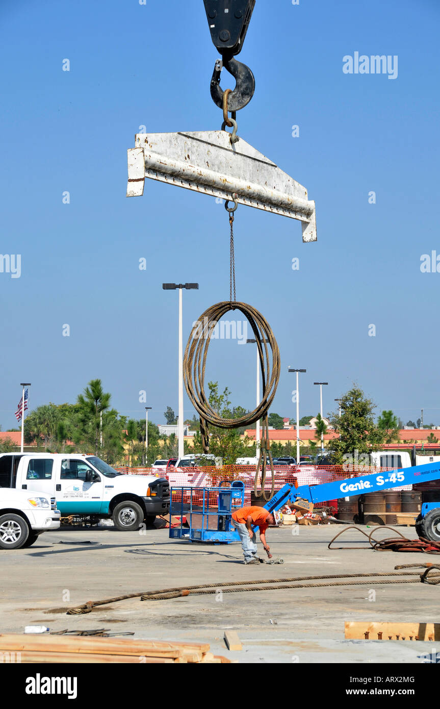 Naples Florida Construction of new building Stock Photo - Alamy