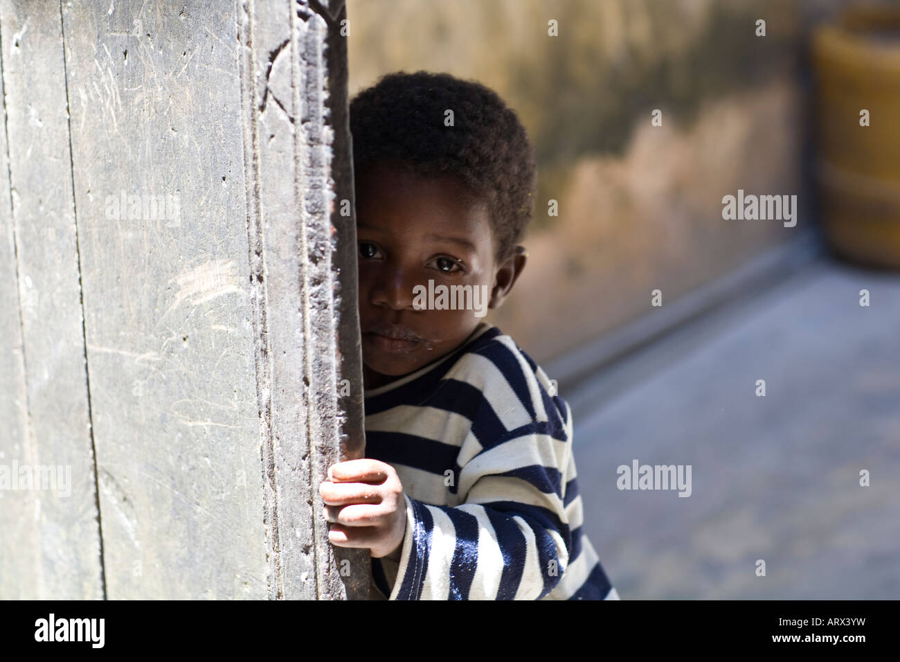 Wondering child hi-res stock photography and images - Alamy