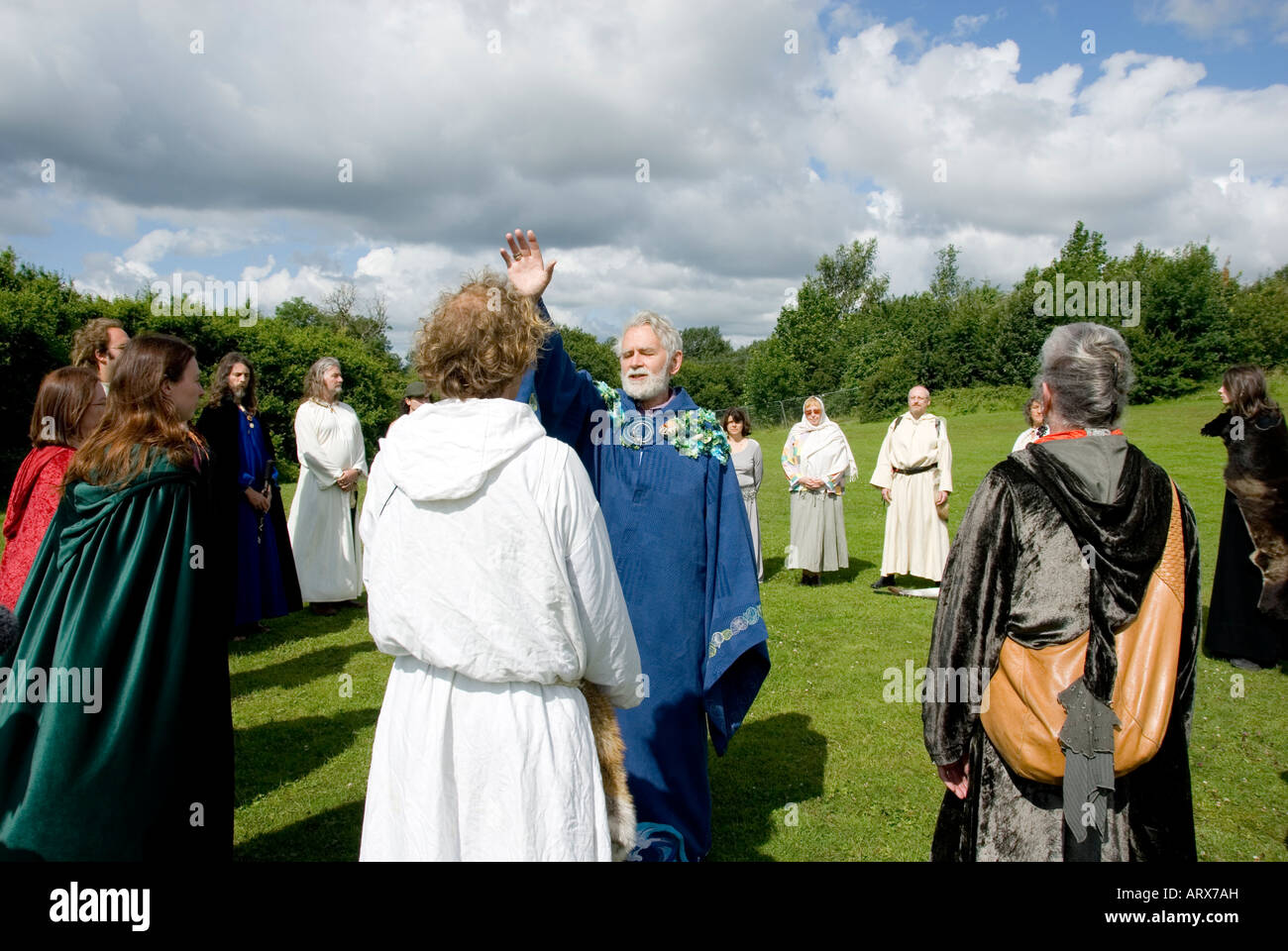Druid ceremony hi-res stock photography and images - Alamy