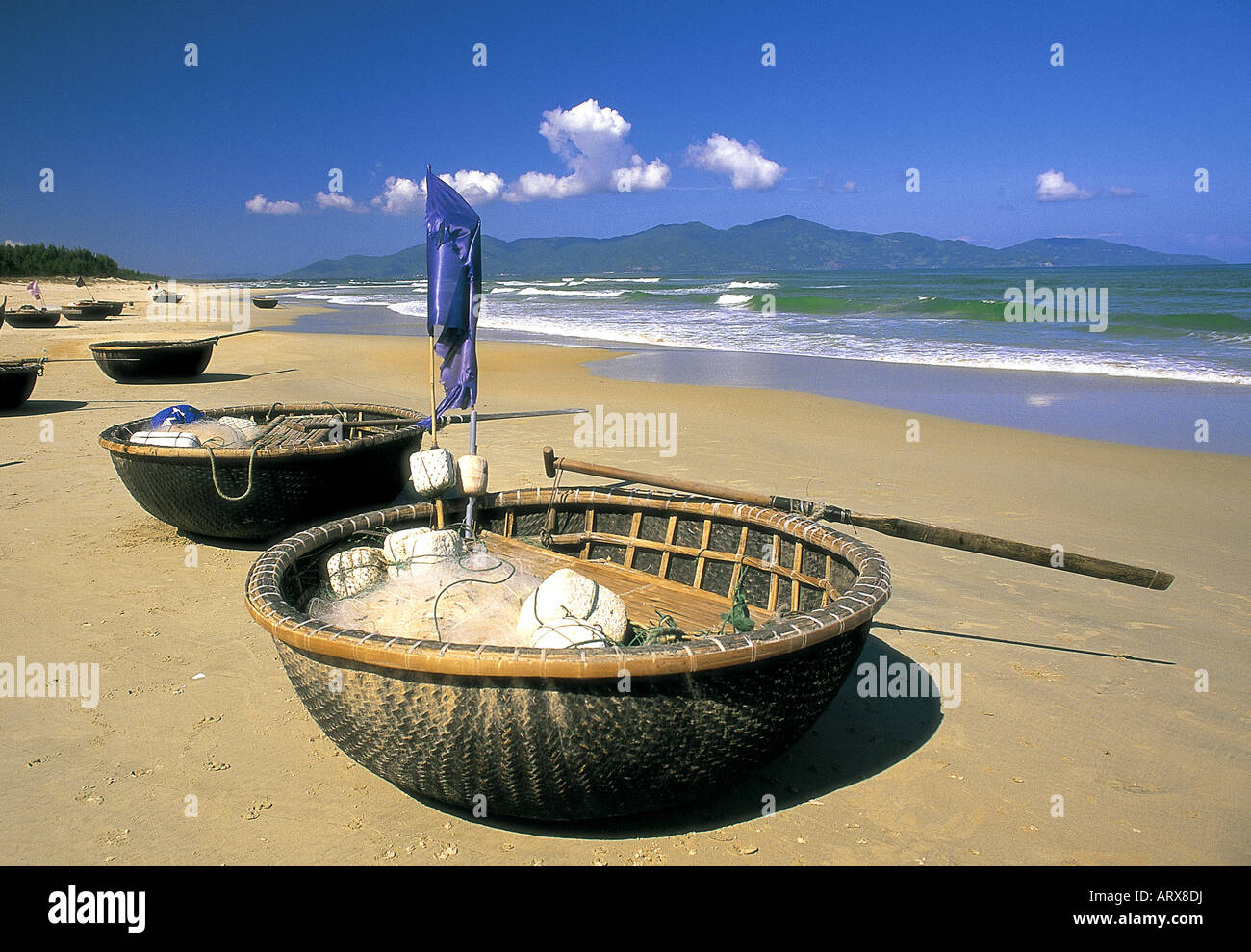 Coracle-style fishing boats on China Beach, Vietnam Stock Photo - Alamy
