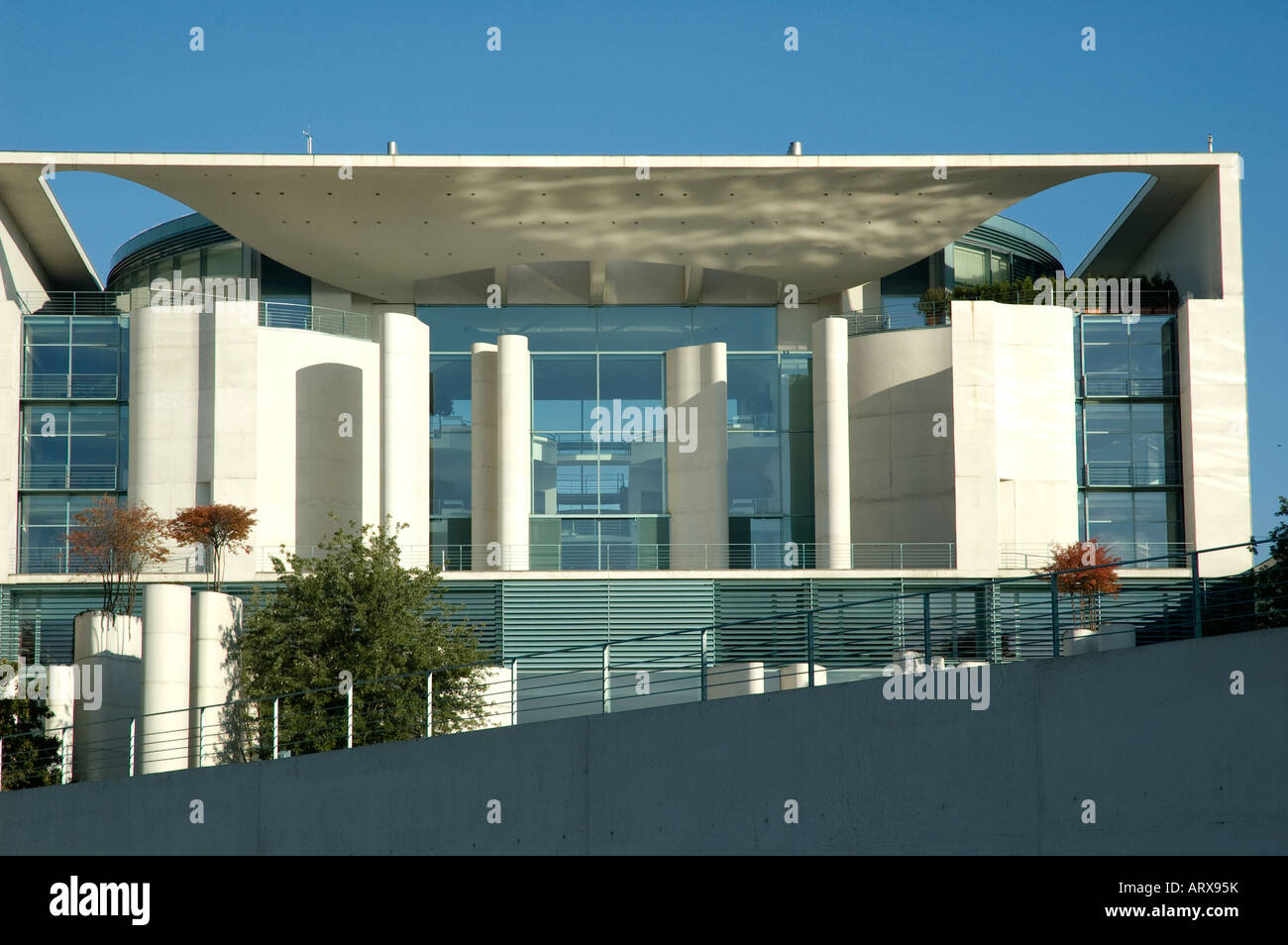 Federal Chancellery building, Berlin Stock Photo - Alamy