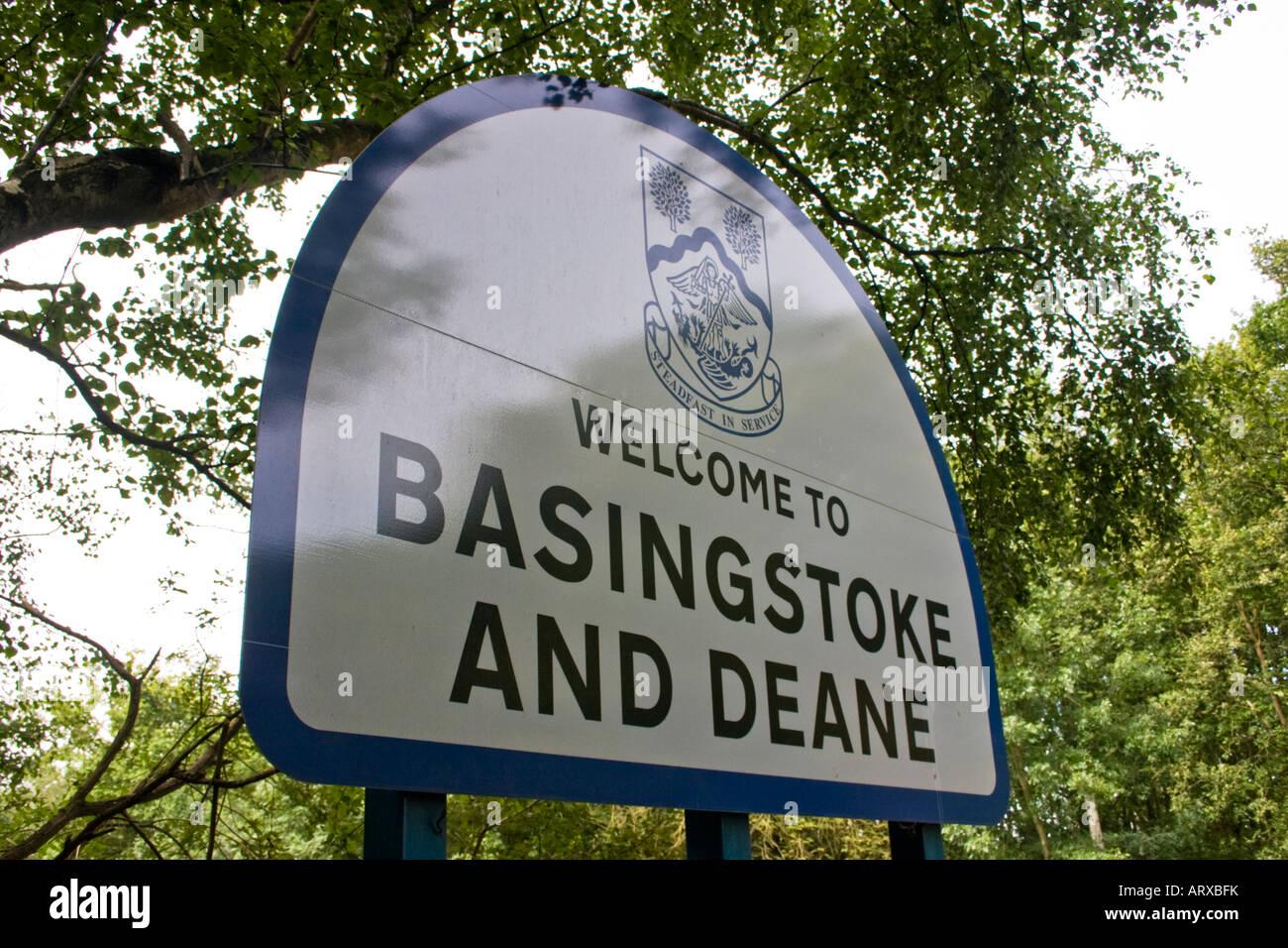 Basingstoke blue plaque hi-res stock photography and images - Alamy